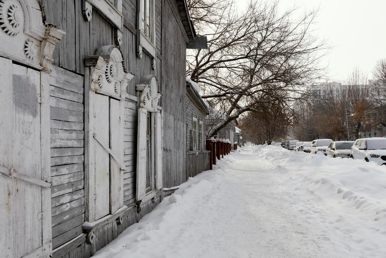 UK Snow Chaos: Storm Warnings, Power Cuts and How to Prepare This Wint ...